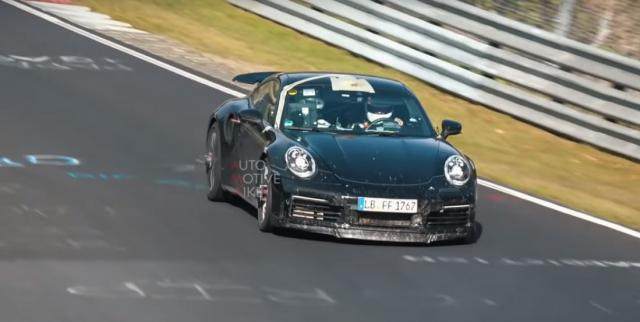 换装大尾翼 2020款911 Turbo谍照曝光-蓝鲸财经
