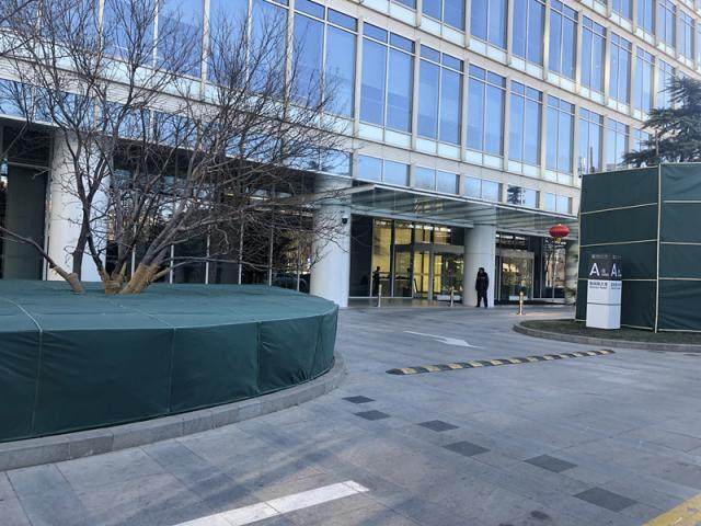 年关难过，商务车联盟赴奔驰中国总部诉求仍无回复-蓝鲸财经