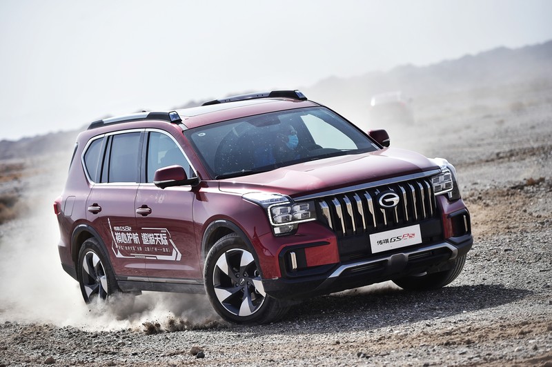 广汽传祺再攻坚SUV市场，GS8打出组合拳-蓝鲸财经