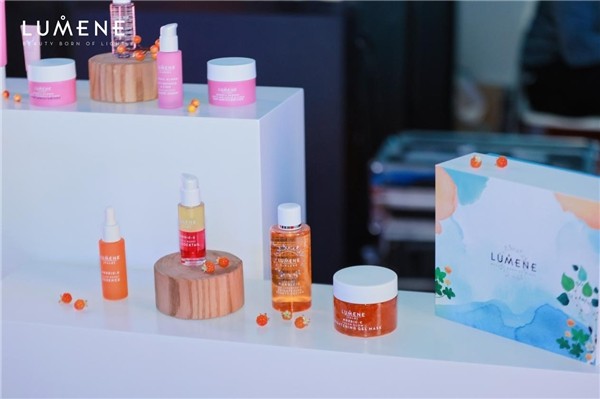 芬兰品牌LUMENE中国首场品牌发布会，大咖云集共赴极光之旅-蓝鲸财经